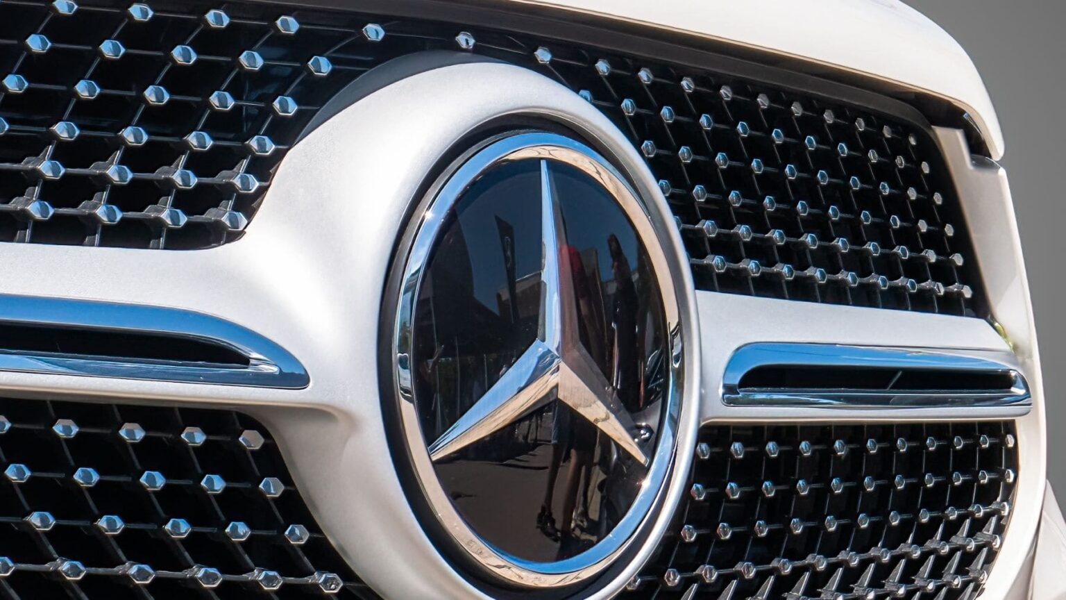 El nuevo Mercedes GLC eléctrico llega con 800V, mucha IA y una ...