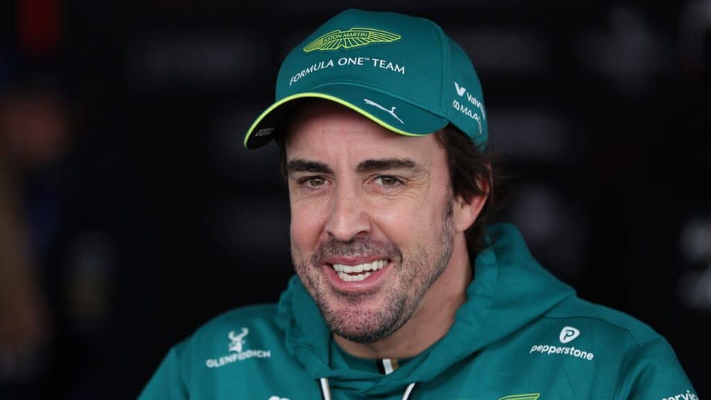 Ralf Schumacher invita a Alonso a retirarse: "Que deje su asiento"