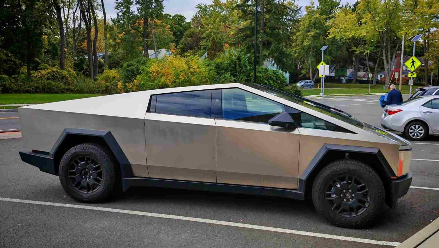 Tesla’s $59,990 Cybertruck deal may be temporary as Musk hints the “10 ...