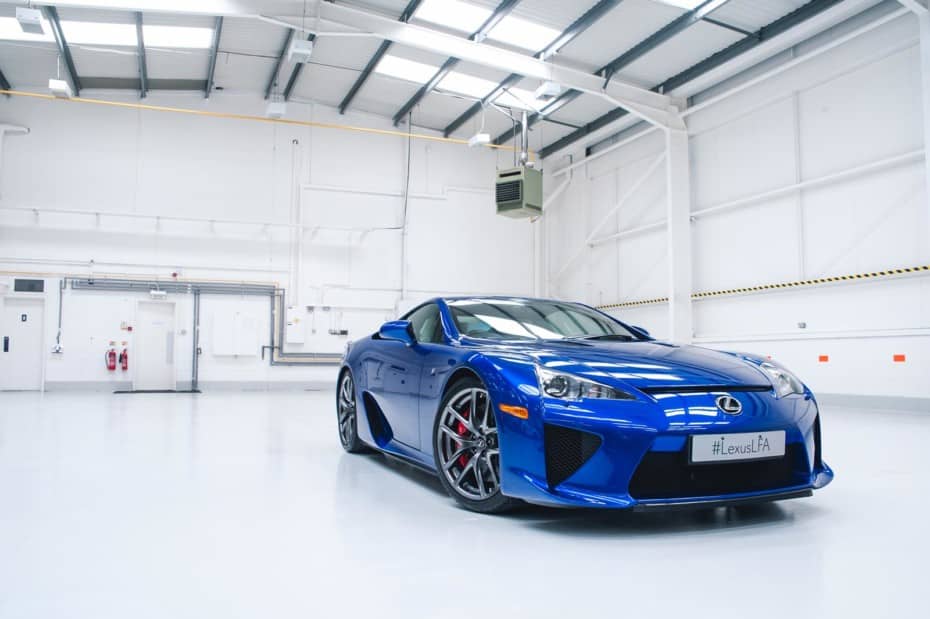 Motor Lexus LFA V10 powered by Yamaha: detalles