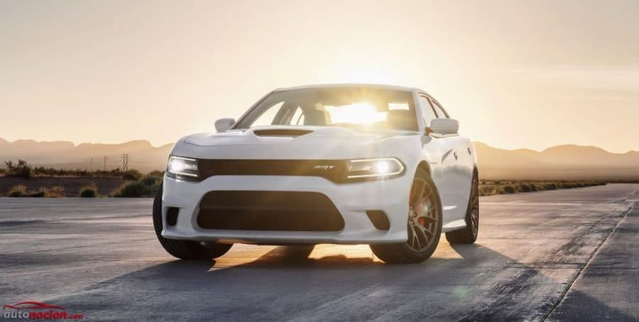 Dodge Charger SRT Hellcat 2015
