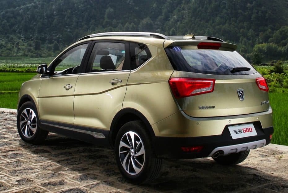 El nuevo crossover low-cost de GM se denomina Baojun 560: A la venta en ...