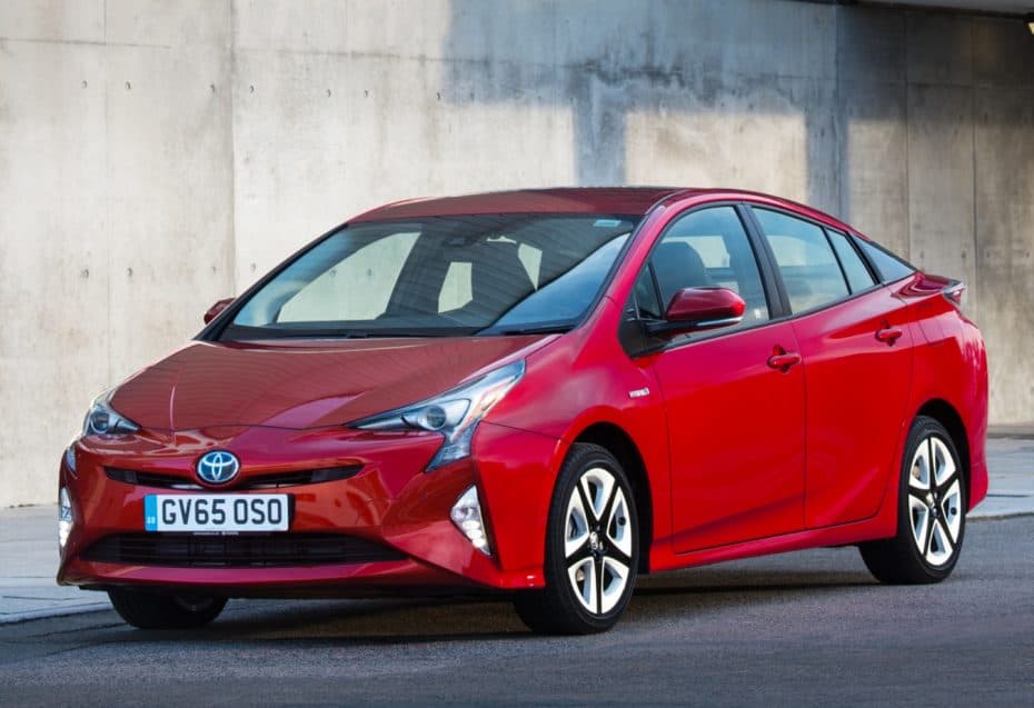 Precio nuevo Toyota Prius 2016: Precio y equipamiento