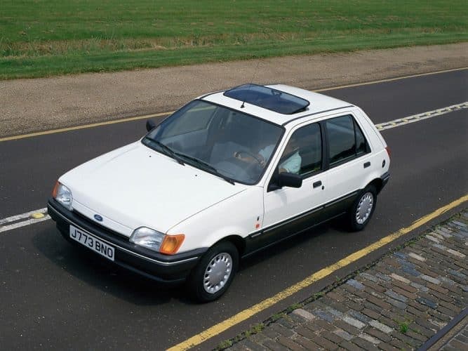 El Ford Fiesta cumple 40 primaveras: Un repaso a la historia del ...
