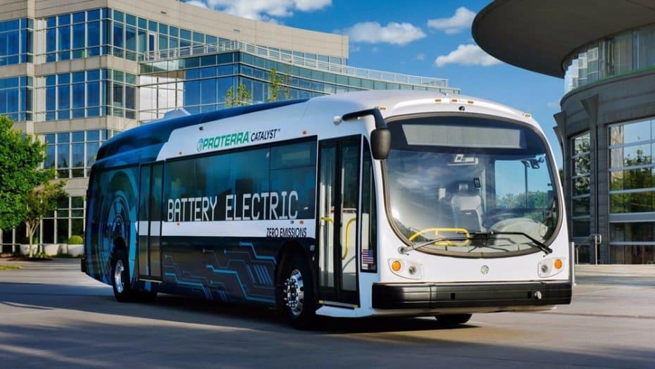 El Tesla de los autobuses públicos tiene 563 km de autonomía y ojo ...