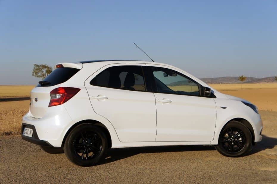 Opinión y prueba Ford Ka Plus 1.1 Ti-VCT White 5 puertas