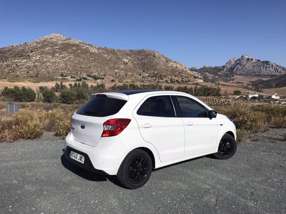 Opinión y prueba Ford Ka Plus 1.1 Ti-VCT White 5 puertas