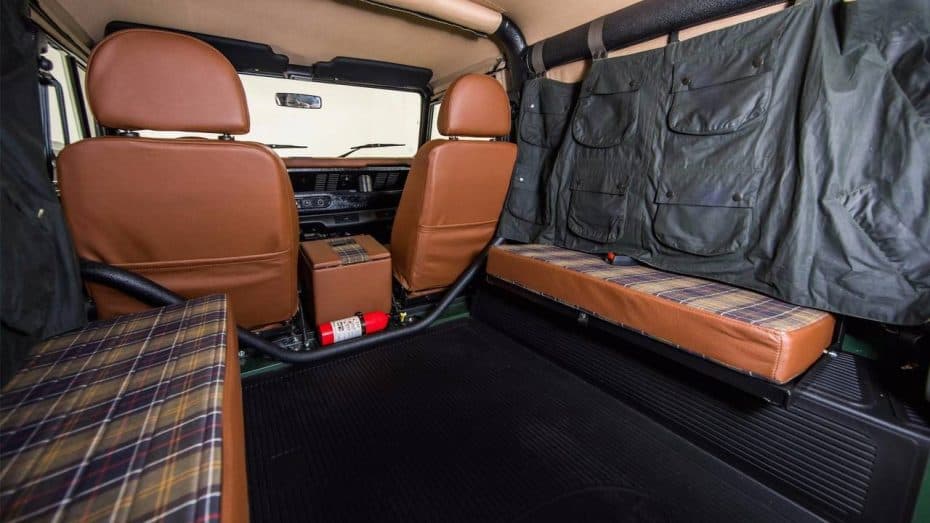 Te presentamos el Project Barbour: Un Land Rover Defender personalizado ...