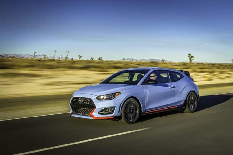 Ya es oficial: Nuevo Hyundai Veloster, incluida versión «N»