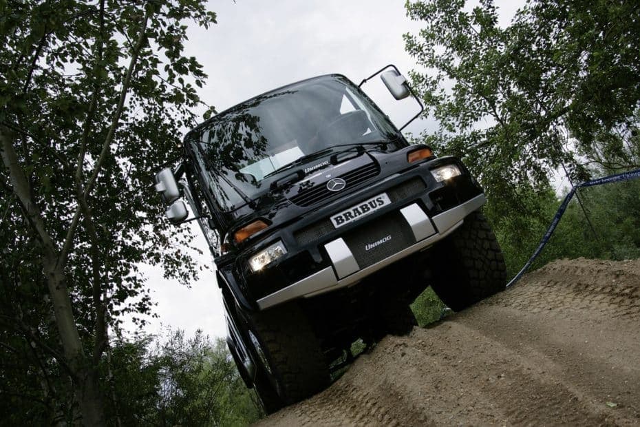 BRABUS Unimog U 500 Black Edition: Más que un camión tuneado