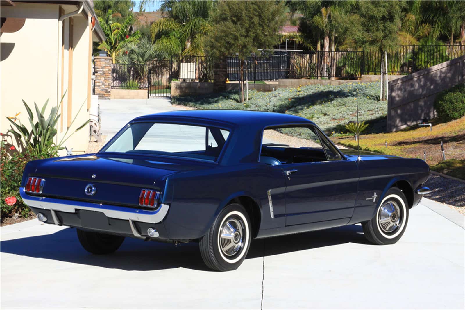 ¡Se subasta joya! Ahora puedes hacerte con el primer Ford Mustang coupé ...