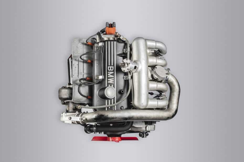 Lo último de BMW es un motor turbo de cuatro cilindros y 2.0 litros con ...