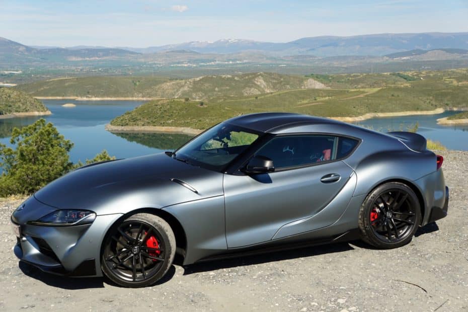 Primera prueba Toyota GR Supra 340 CV 8AT Luxury: Llamativo, rápido y ...