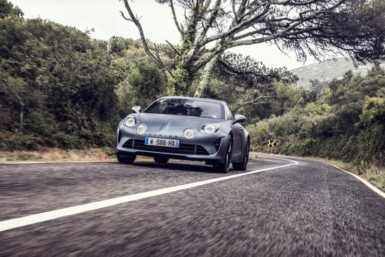 Nuevas imágenes del Alpine A110S: Más potencia y dinamismo para la ...