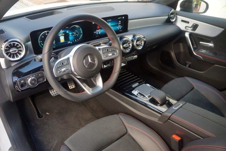 Opinión y prueba Mercedes Clase A Sedán A200 automático