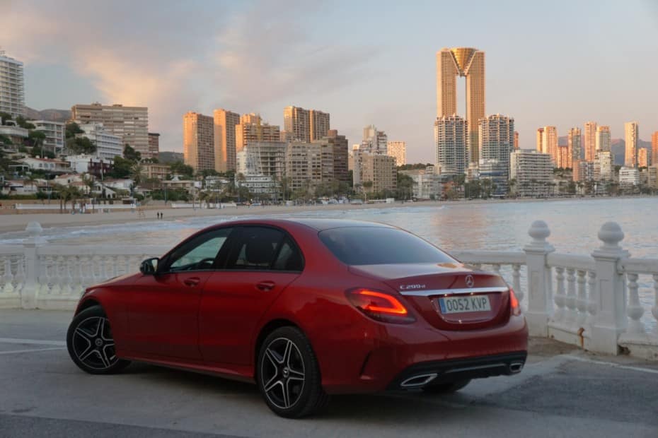 Opinión y prueba Mercedes C200d 160 CV diésel de acceso