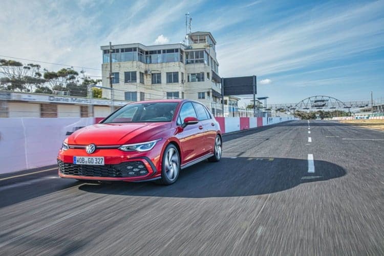 Nuevas imágenes del Volkswagen Golf GTI Mk8 2020: Descúbrelo rodando en la pista