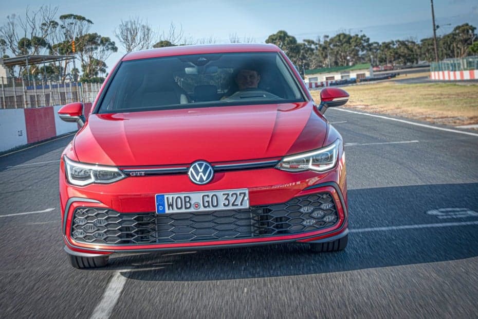 Nuevas imágenes del Volkswagen Golf GTI Mk8 2020: Descúbrelo rodando en la pista