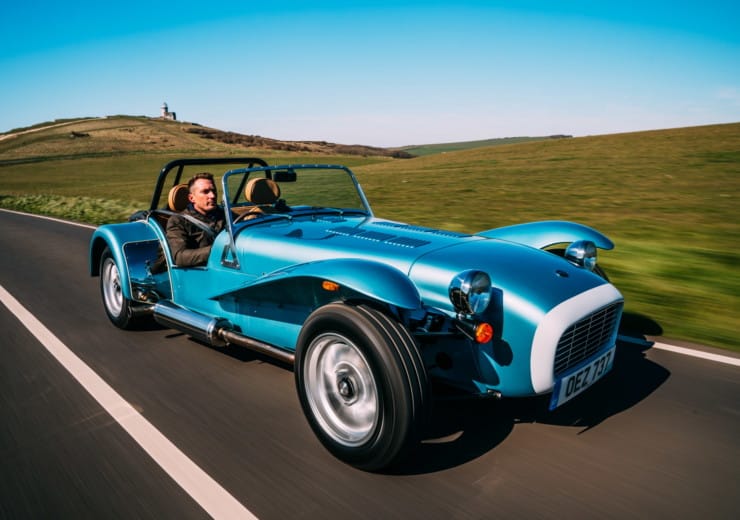Caterham Super Seven 600 y Caterham Super Seven 2000 Caterham Super Seven 600 y Caterham Super Seven 2000