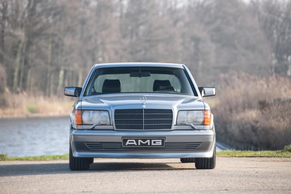Mercedes-Benz 560 SEL V8 6.0 AMG: El primer sedán de 4 puertas en ...