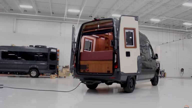 Avanced RV vuelve a sorprendernos con un Sprinter camper perfectamente ...