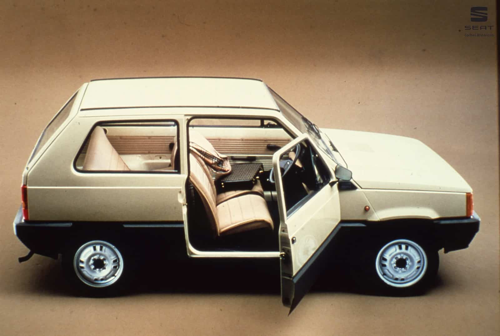 El SEAT Panda cumple 40 años: ¿Tienes o has tenido alguna historia con ...