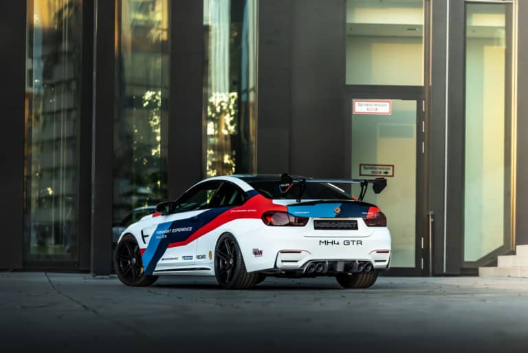 Manhart MH4 GTR: El BMW M4 DTM Champion Edition alcanza los 700 CV y ...