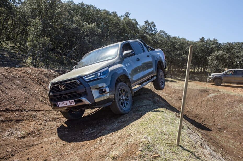 70 años de tracción 4×4 en Toyota: así se han forjado sus ...