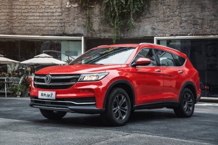 El DFSK Fengon 7 llega a Europa: 232 CV y 7 plazas