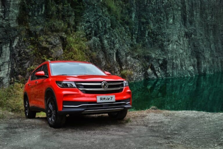 El DFSK Fengon 7 llega a Europa: 232 CV y 7 plazas