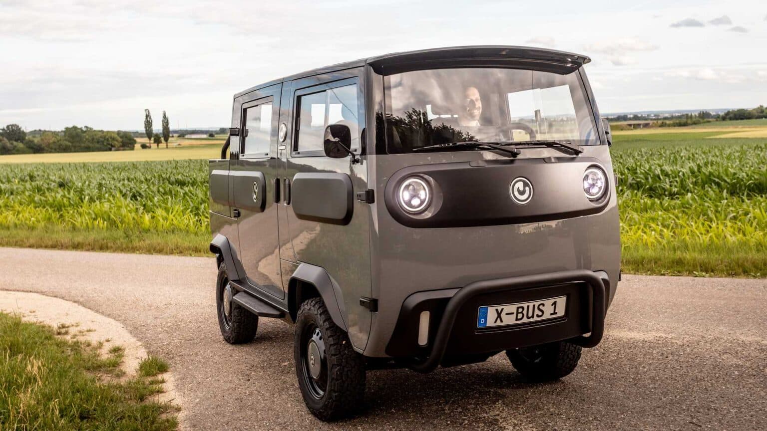 El XBUS es modular, eléctrico y llegará en 2022 por 18.000