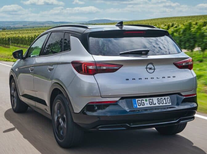 El Opel Grandland 2022, aquí en una enorme galería de imágenes