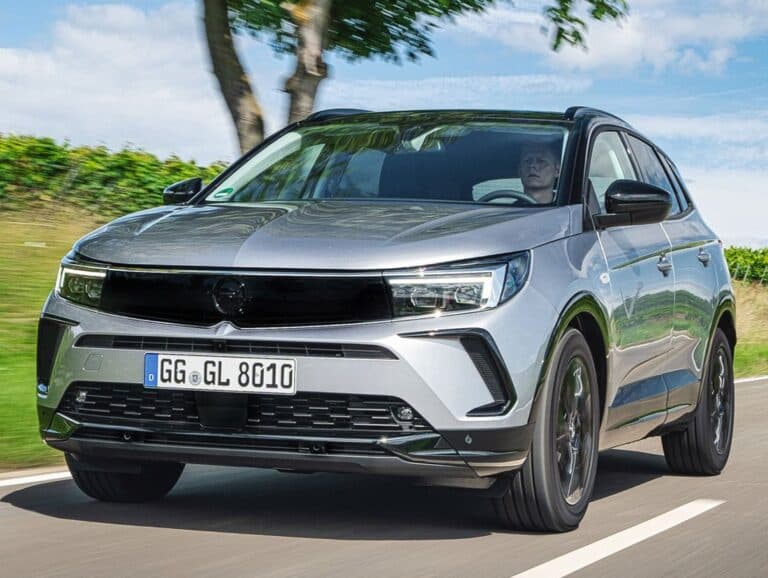 El Opel Grandland 2022, aquí en una enorme galería de imágenes