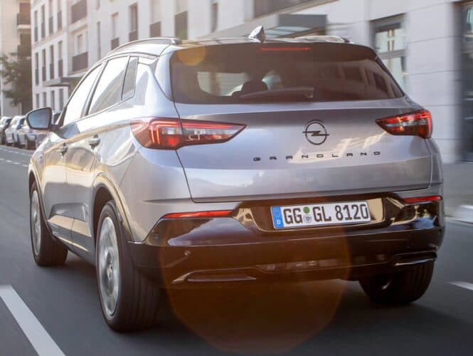 El Opel Grandland 2022, aquí en una enorme galería de imágenes