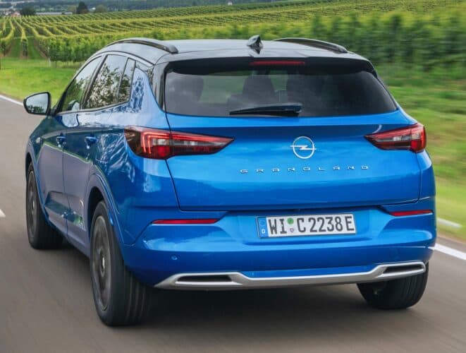 El Opel Grandland 2022, aquí en una enorme galería de imágenes