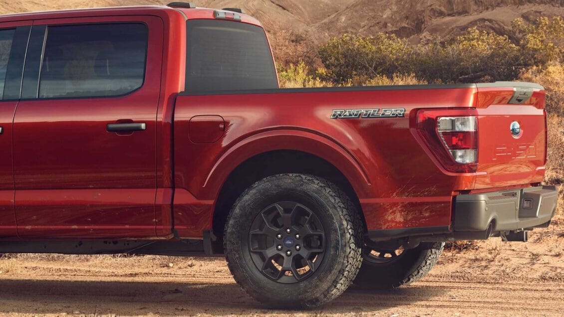Ford F-150 Rattler 2023: más equipamiento por menos dinero