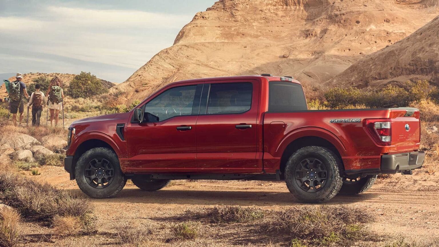 Ford F-150 Rattler 2023: más equipamiento por menos dinero