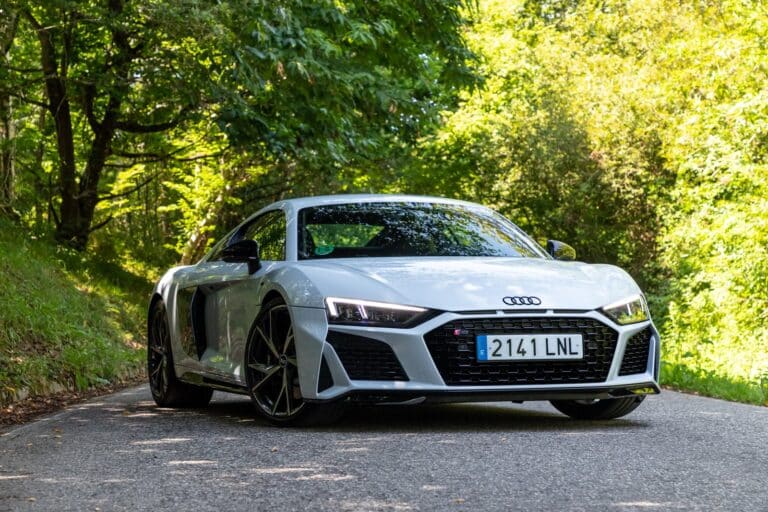 Tuning Vehículos Homologaciones: Prueba Audi R8 Coupé V10 FSI performance RWD: 570 CV y ...