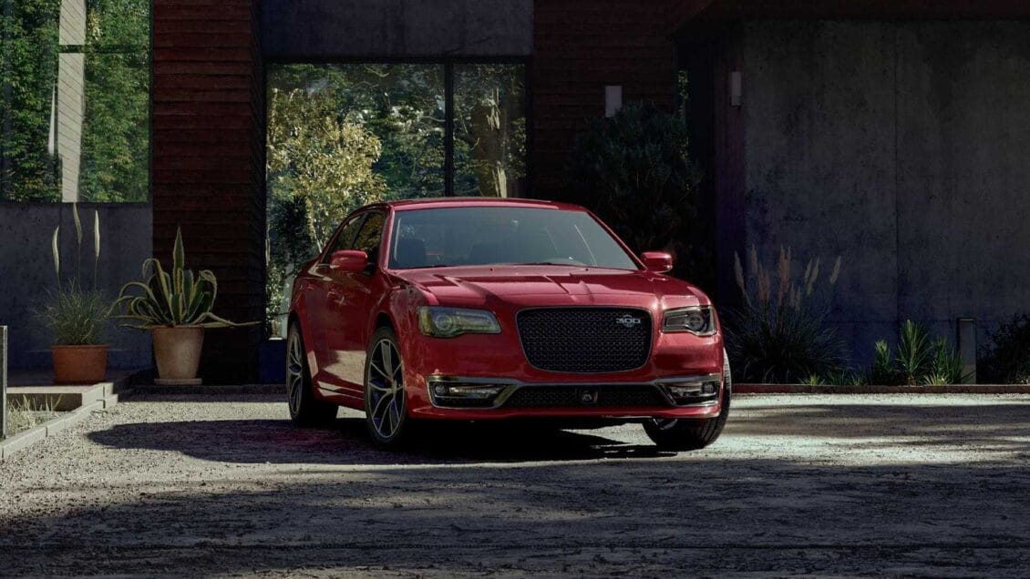 Chrysler 300C 2023: un adiós en formato V8 de 492 CV