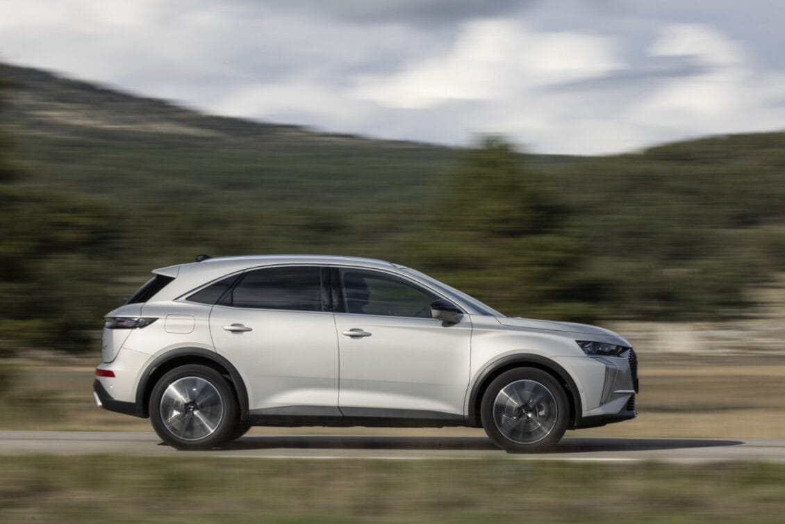 El DS 7 Crossback 2022 nos muestra todos sus detalles