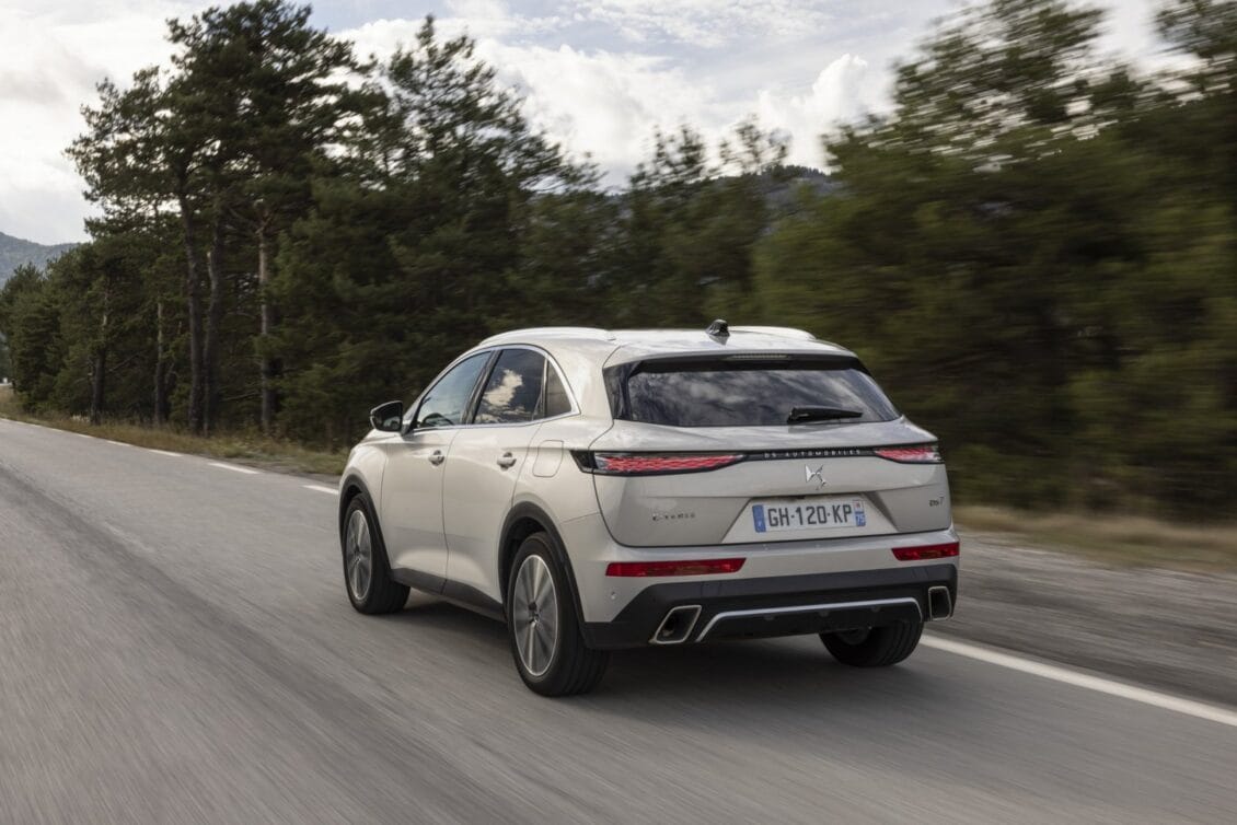 El DS 7 Crossback 2022 nos muestra todos sus detalles