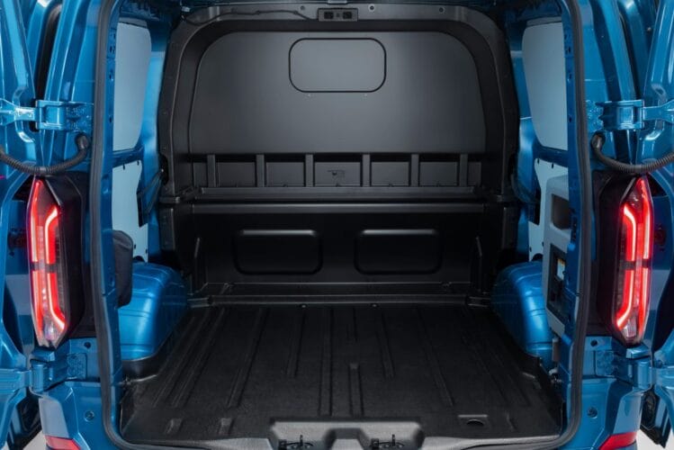 El Ford Transit Custom 2023, ahora más en detalle