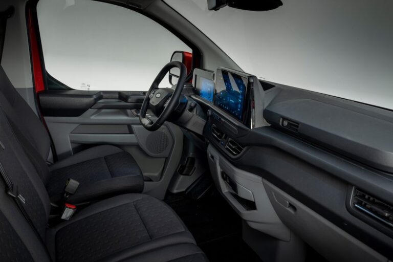 El Ford Transit Custom 2023, ahora más en detalle