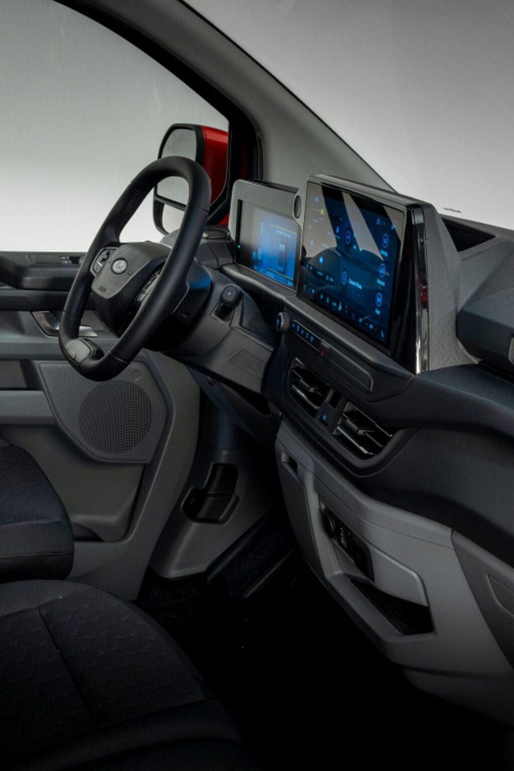 El Ford Transit Custom 2023, ahora más en detalle