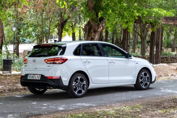 Opinión y prueba Hyundai i30 5p 120 CV 30 aniversario 2022
