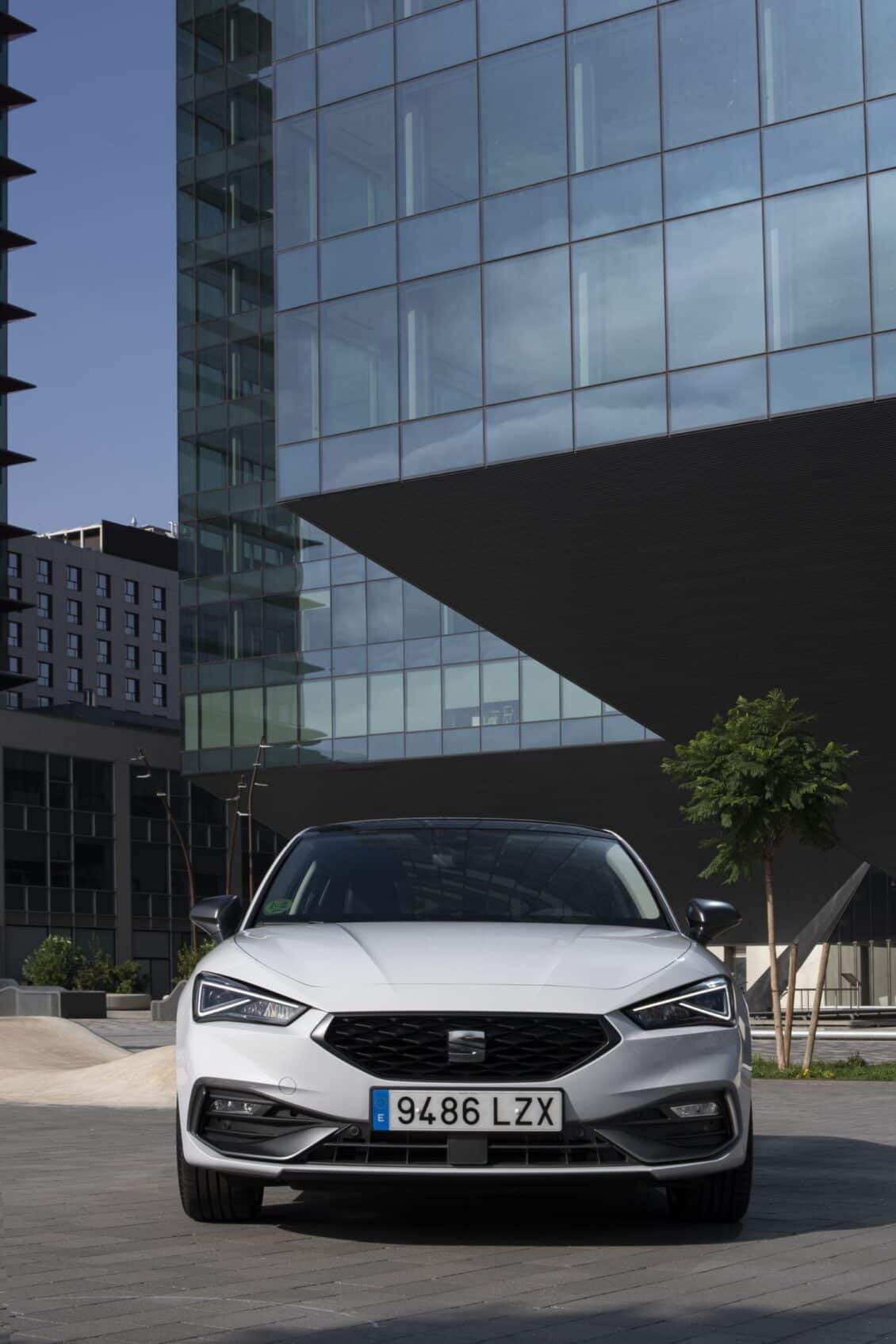 Nueva gama SEAT León 2025: larga vida al diésel