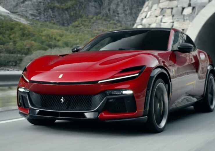Ferrari anuncia récord de ventas y producción hasta 2027