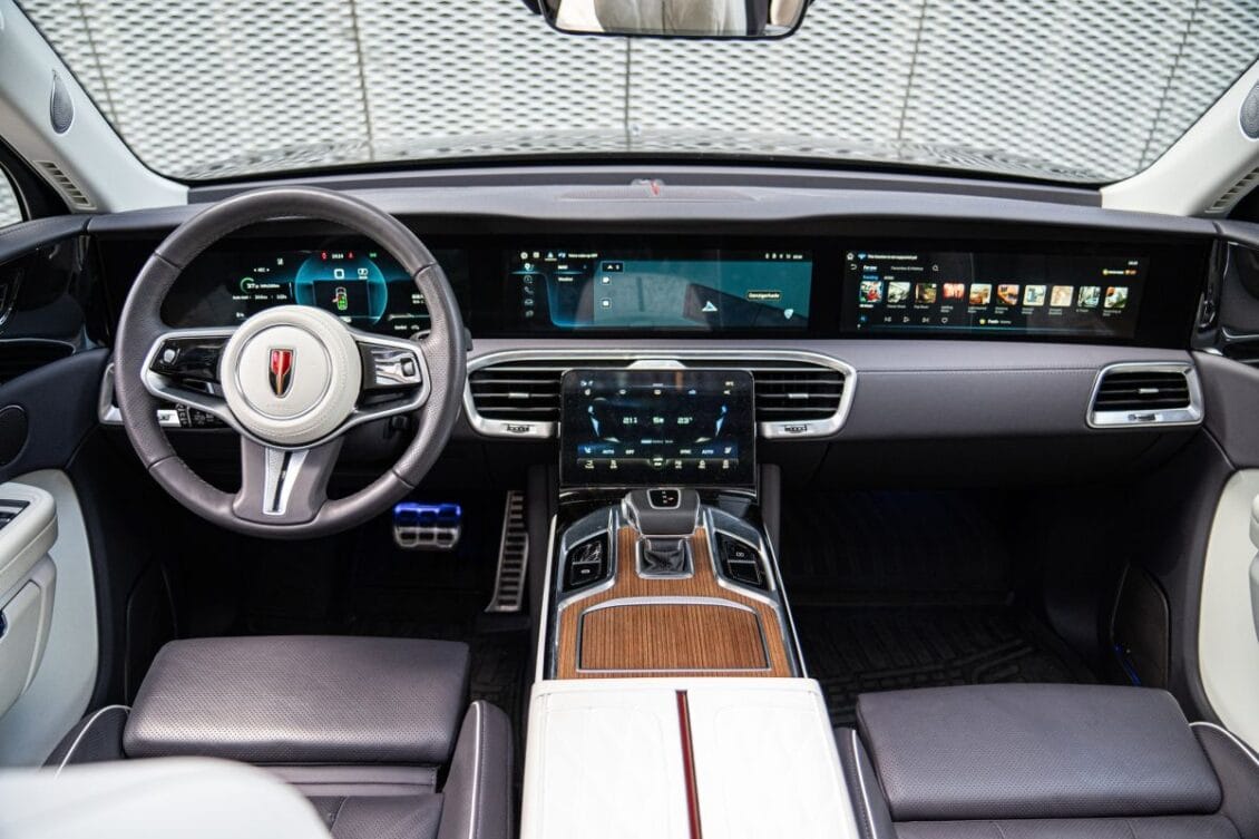 El Hongqi e-HS9 ya está a la venta en España; hasta 551 CV