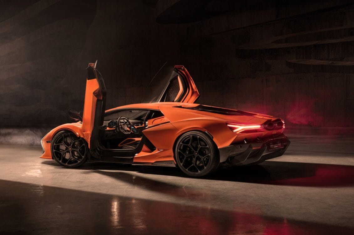 Así nace el Lamborghini Revuelto: la firma nos muestra los detalles de ...
