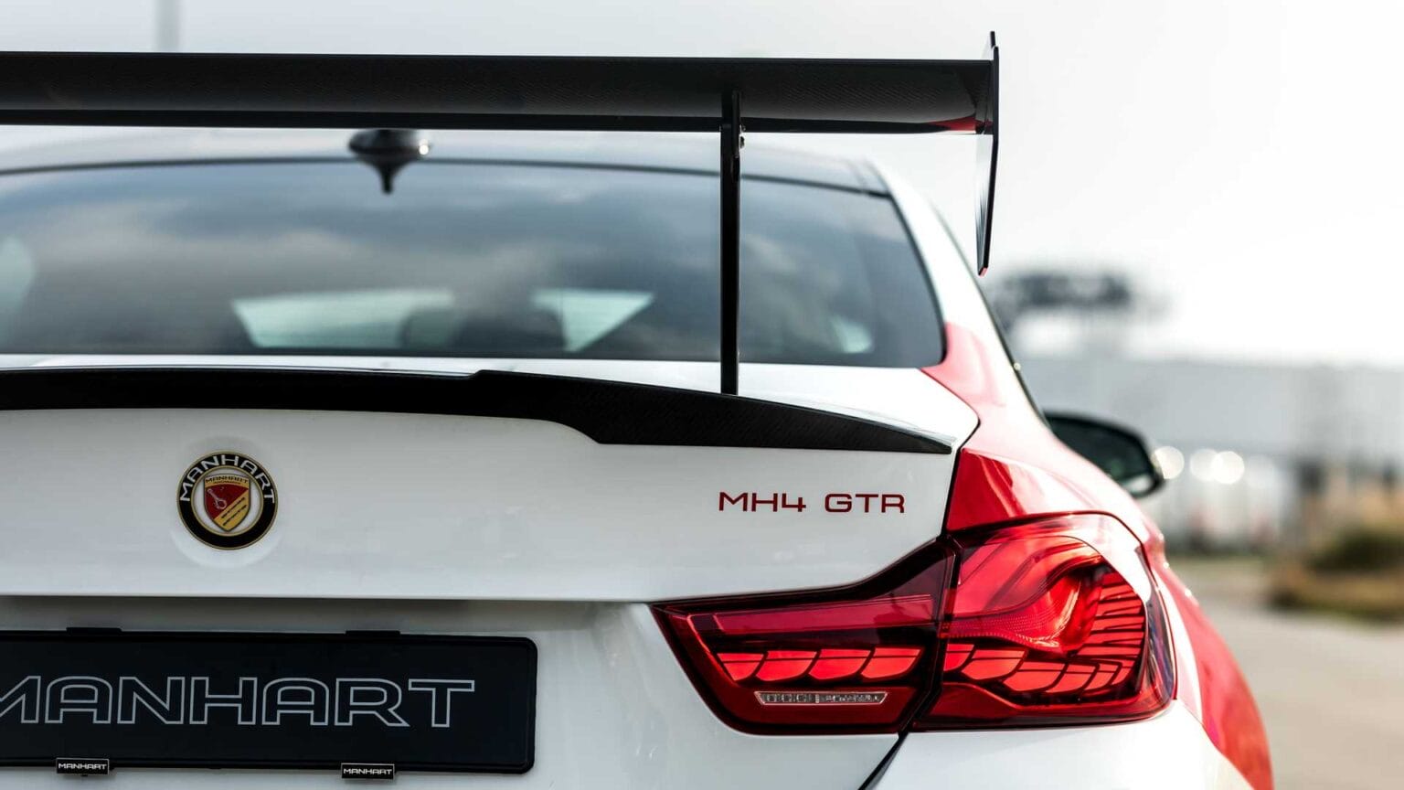 Manhart MH4 GTR: un M4 DTM Champion Edition de más de 700 CV